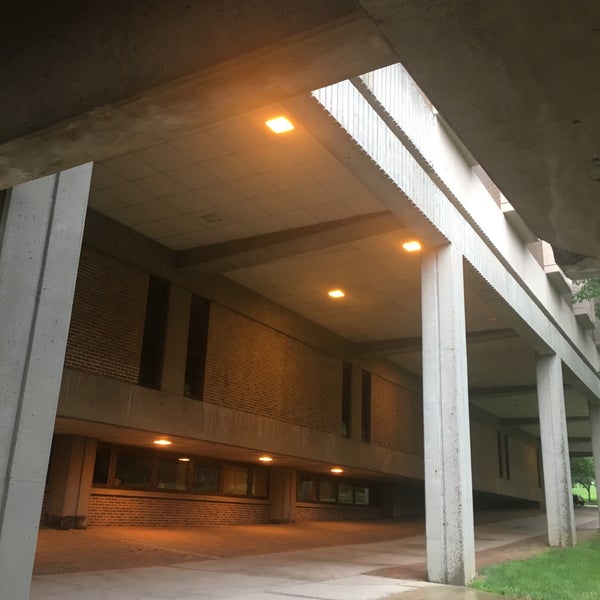 Moser Hall - College Engineering Building in Youngstown