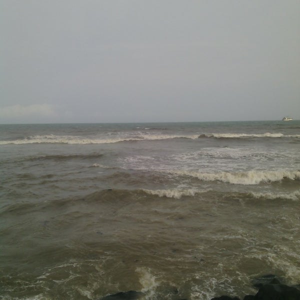 sakumono beach,beach road - Beach