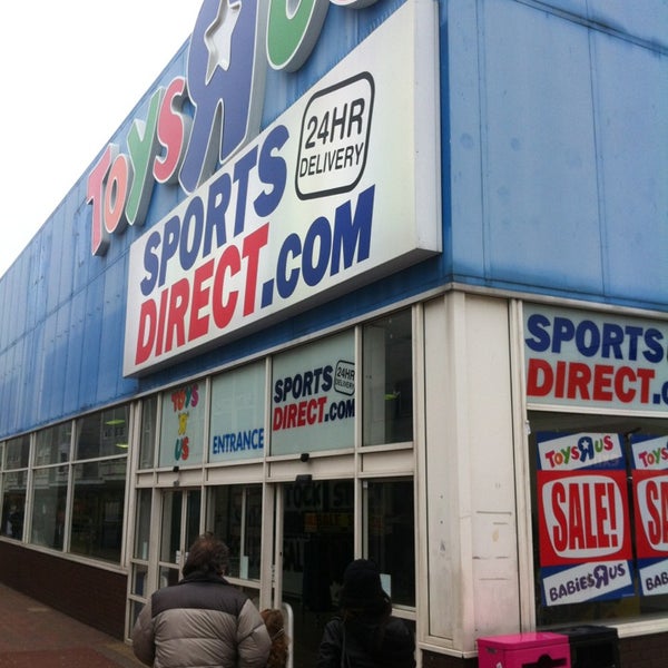 Toys"R"Us (Now Closed) - Basildon, Essex