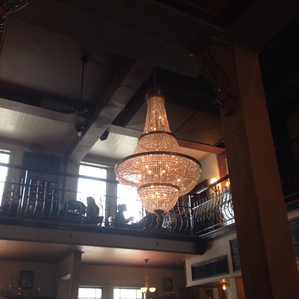 Photos at Salon de thé Cardinal / Cardinal Tea Room - Mile-End ...