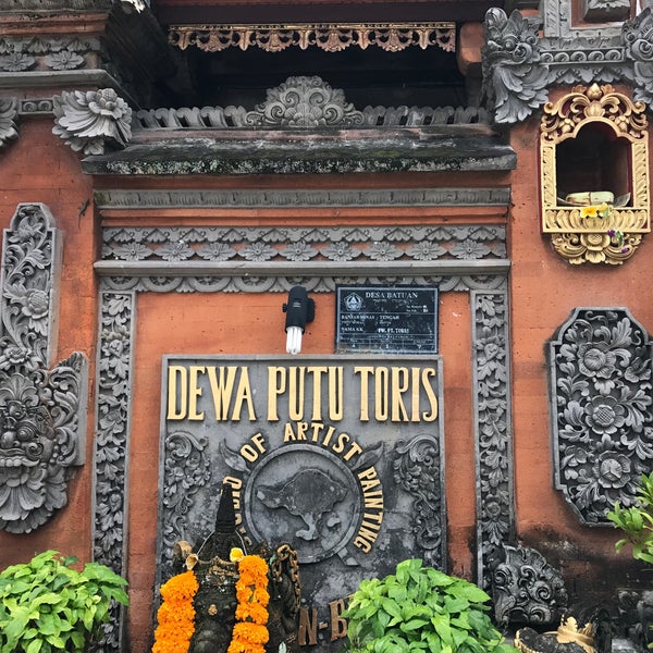 Photos at Dewa Putu Toris gallery - 7 tips