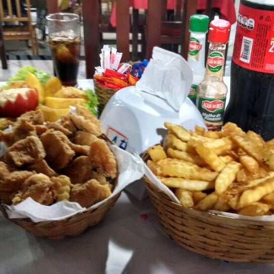 Franguinho do Gilson - Fried Chicken Joint in Santa Inês