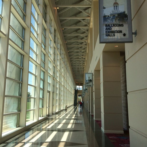 Photos at Macon Centreplex Coliseum and Convention Center - Performing ...