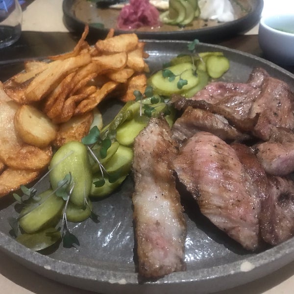 Flying Pig - Burger Joint in Pipera