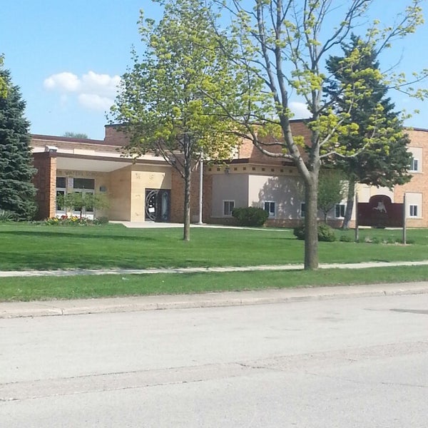 Waters Elementary School - 495 Wabash Ave