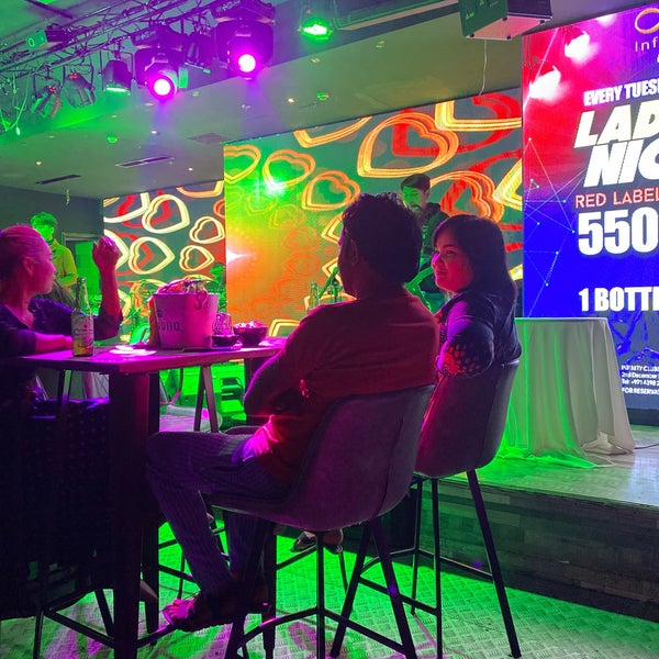 Chelsea Plaza Hotel - الجافلية - Satwa round about