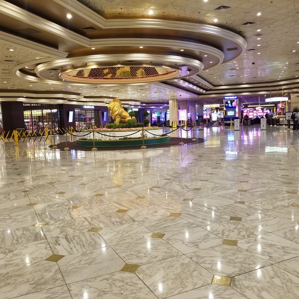 MGM Grand Tower - Hotel