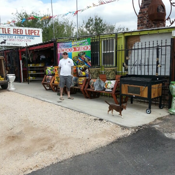 Little Red Lopez Pottery and Fruit Stand - Farmers Market in Edinburg