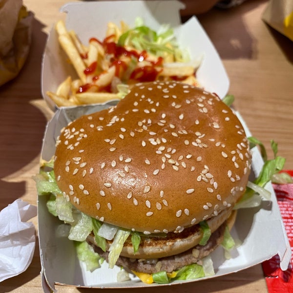 McDonald's - Fast Food Restaurant in Palma
