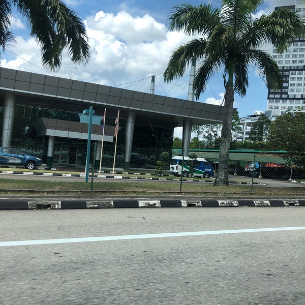 Plaza Tol Perling - 7 tips from 1368 visitors