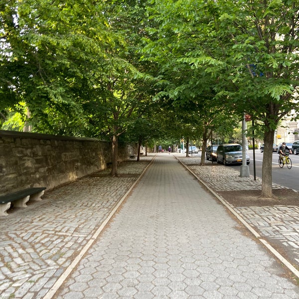 Photos at Engineers' Gate - Central Park - 5th Ave
