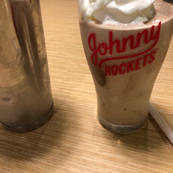 Johnny Rockets - 27 tips from 2177 visitors