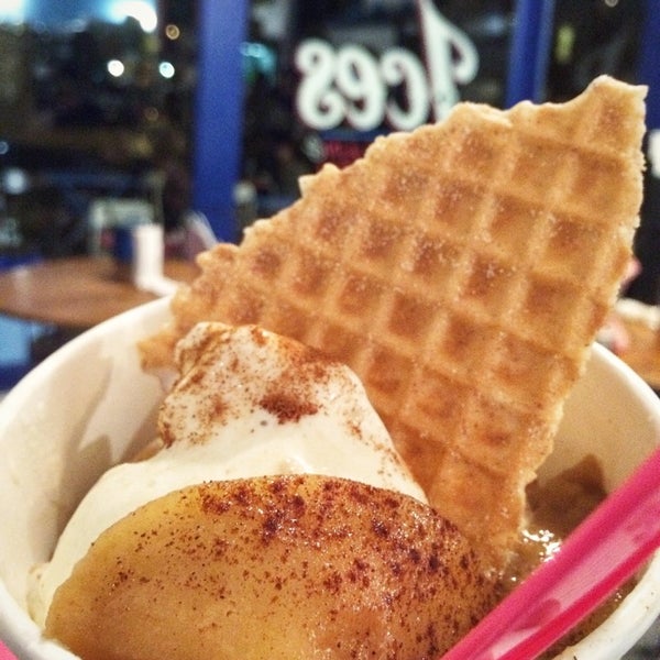 Ices Plain & Fancy - Ice Cream Shop in Saint Louis