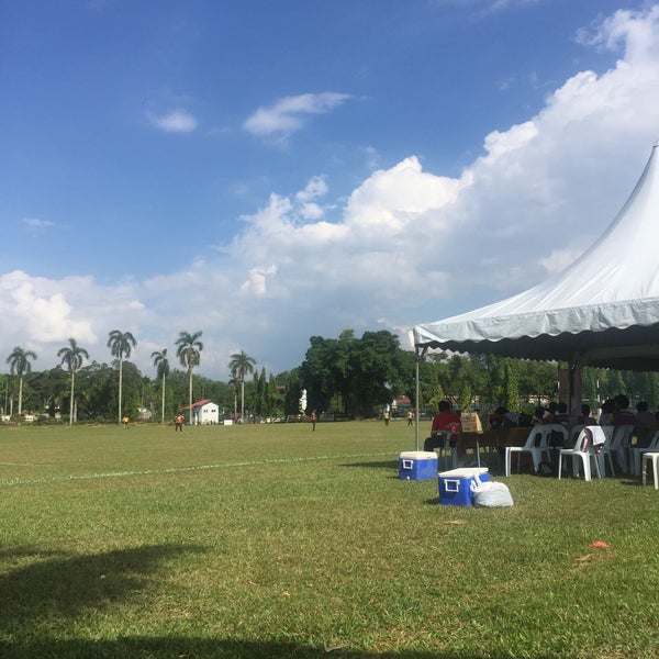 Padang Ragbi A, UPM - UPM