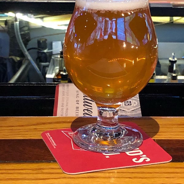 Chicago Sam's Sports Bar & Grille - Enfield'de Spor Barı