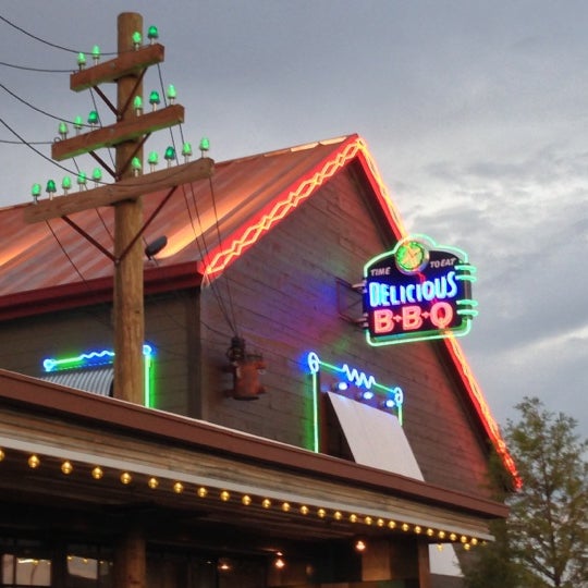 Bone Daddy's House Of Smoke (Now Closed) - BBQ Joint