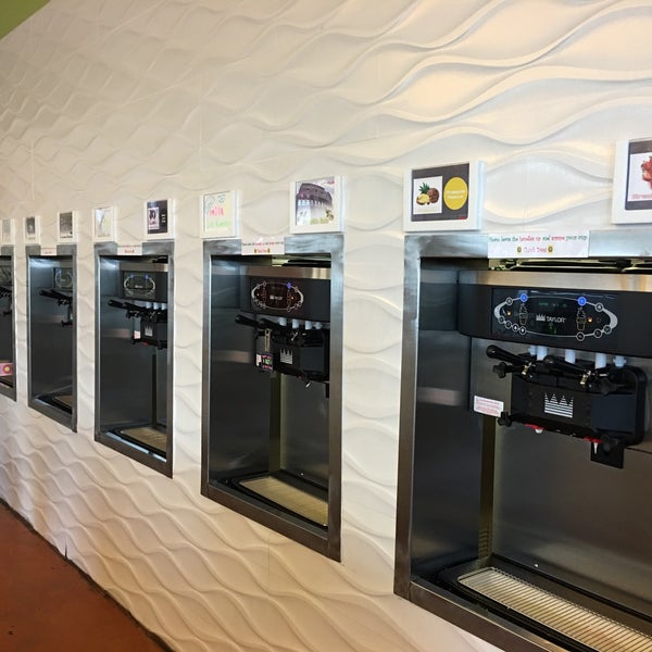 Berry Berry Good Frozen Yogurt - 4630 Merchants Park Cir Ste 725