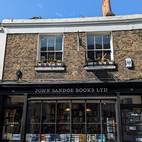 John Sandoe Books - Kensington and Chelsea - 10 Blacklands Ter
