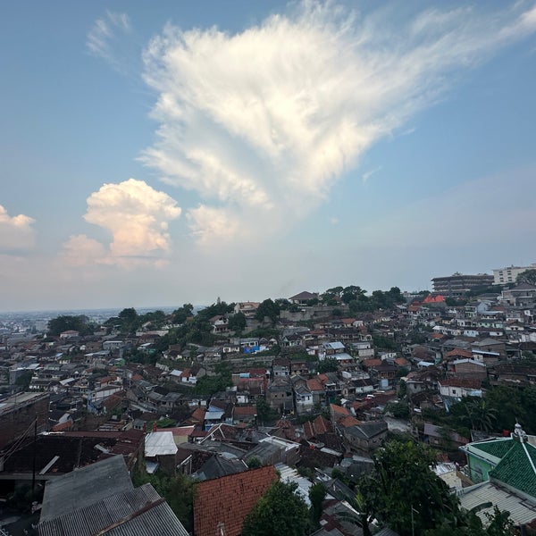 Koenokoeni Cafe & Gallery - Semarang, Jawa Tengah
