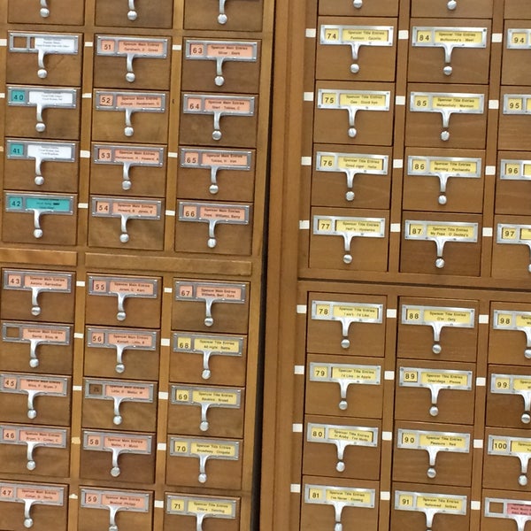 Moody Memorial Library - College Library in Baylor University