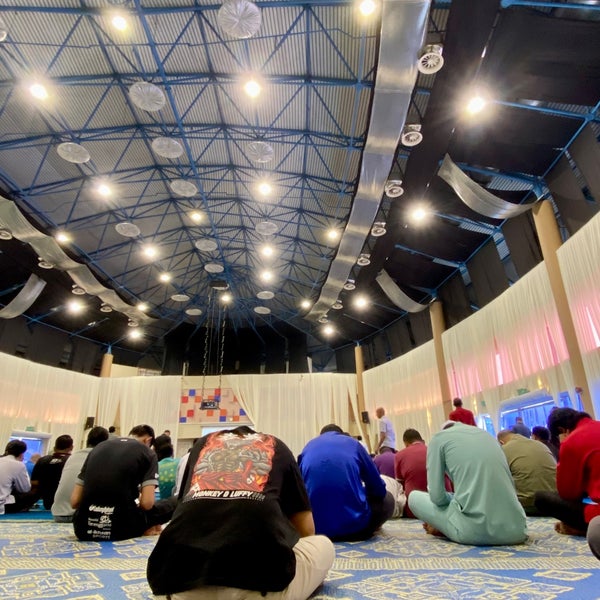 Surau Menara TM Jalan Pantai Baharu - 32 tips from 1057 visitors