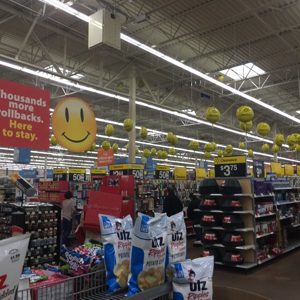 Walmart Supercenter - Big Box Store