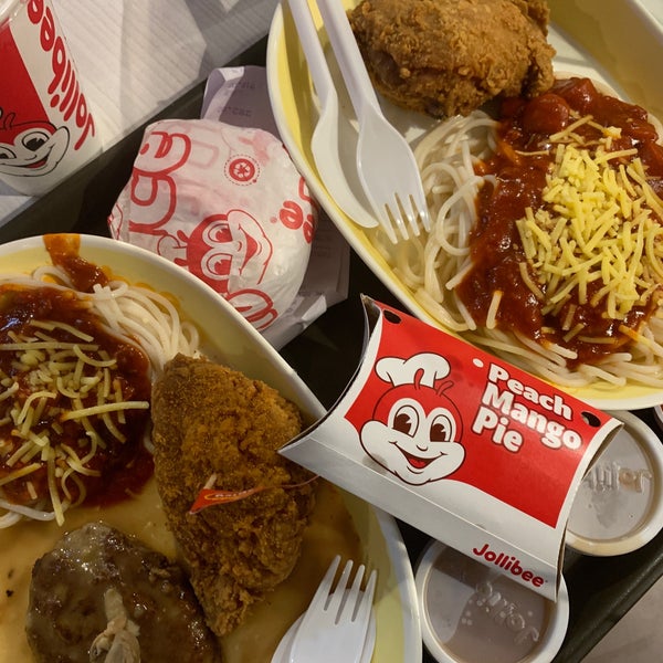 Jollibee - Fast Food Restaurant in Binondo
