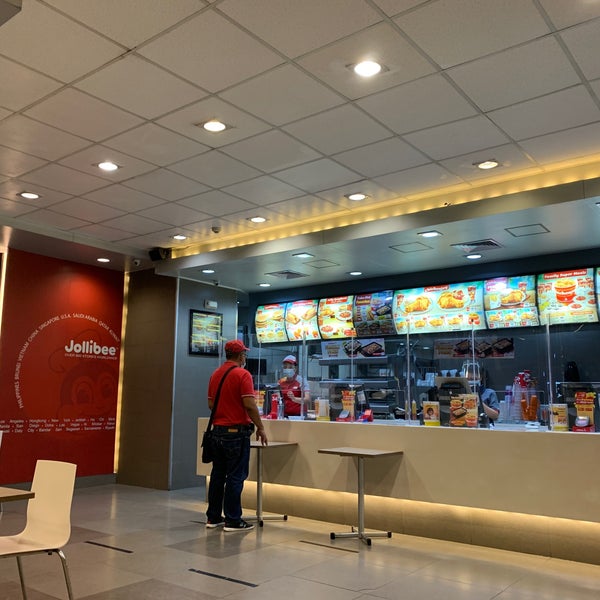 Jollibee - Fast Food Restaurant in Barangay 76