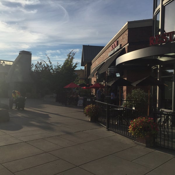 Kent Station Plaza - Downtown Kent - 12 tips from 1687 visitors