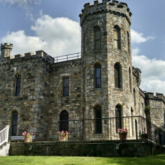 Photos at Winnekinni Castle - 4 tips from 333 visitors