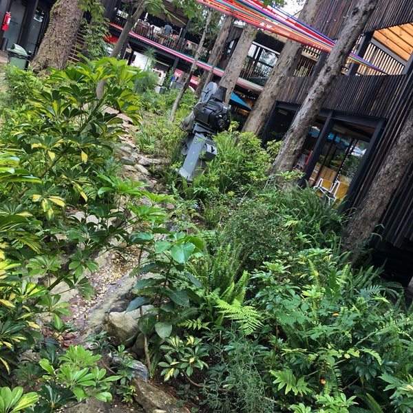 Plaza Andaro - Shopping Mall