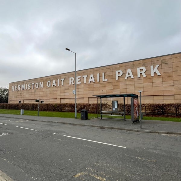 Hermiston Gait Retail Park - Shopping Plaza in Edinburgh