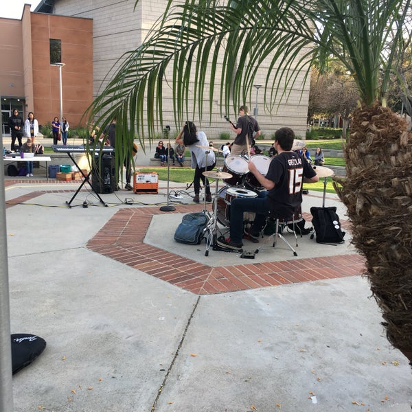 Becker Amphitheatre - 1 tip