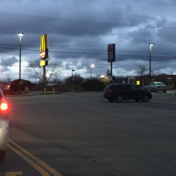 McDonald's - Fast Food Restaurant in Columbia