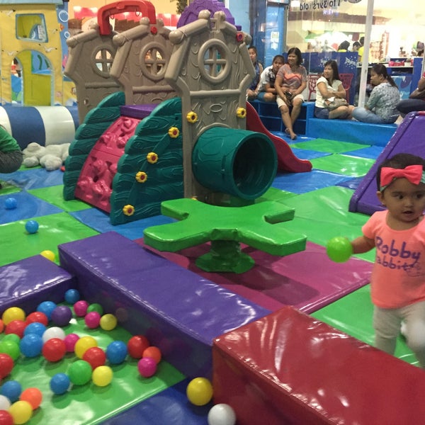 Play Maze- Park Mall
