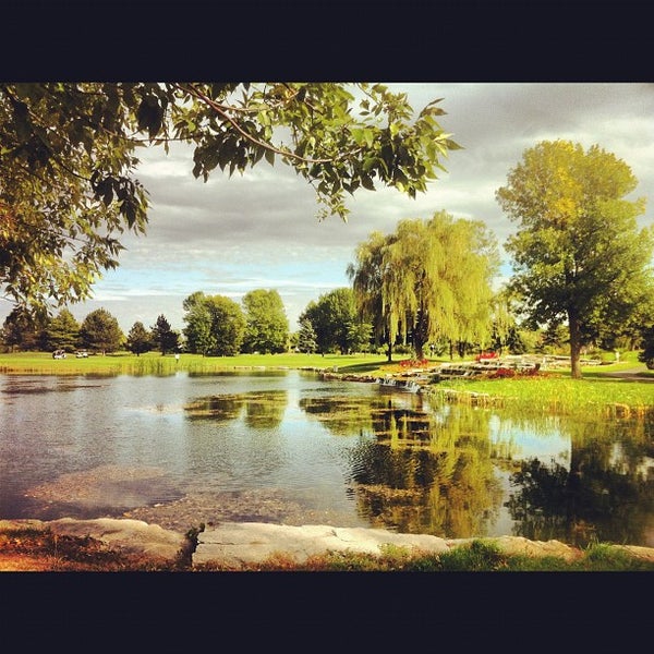 Atlantide Golf Club - Golf Course in Île Perrot