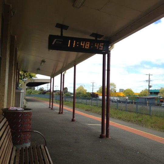 Moe Station - Rail Station