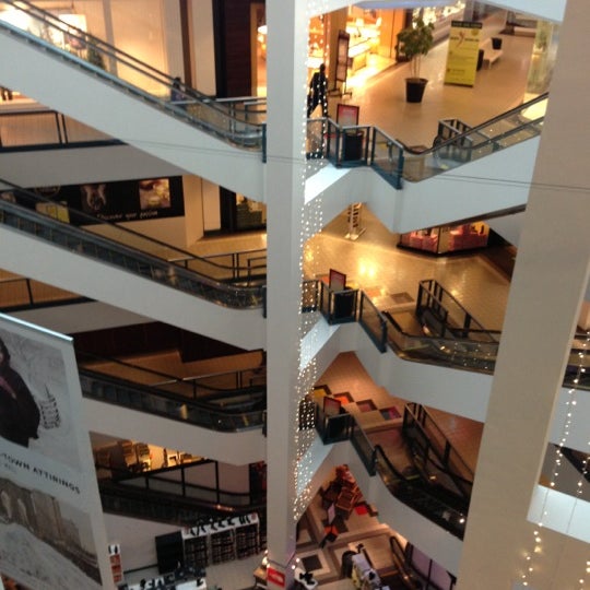 Photos at Anchorage 5th Avenue Mall - Shopping Mall in Downtown Anchorage