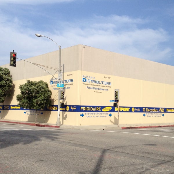 Feder's Distributors - Downtown Santa Monica - Santa Monica, CA
