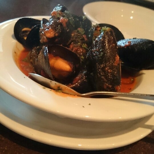 Rea's Italian Cucina - Italian Restaurant in Highland Park