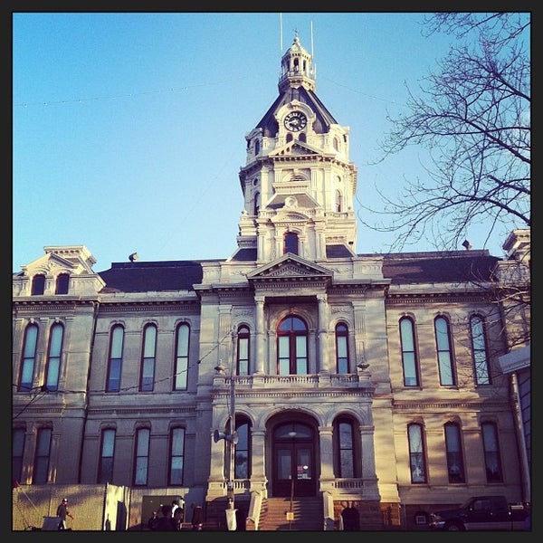 Covered Bridge Festival (Now Closed) - Parke County Court House