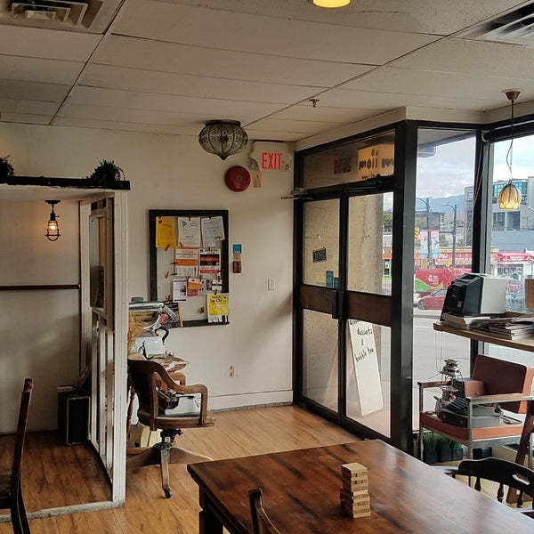 Moii Cafe - Café in Fairview