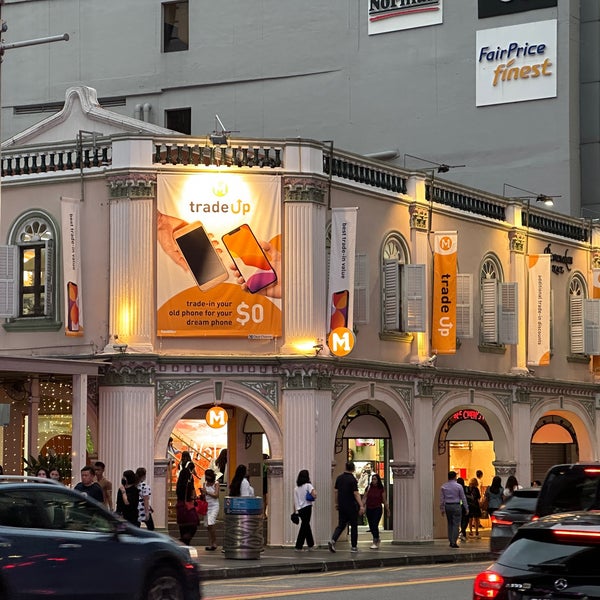 M1 Shop Peranakan place - Mobile Phone Shop