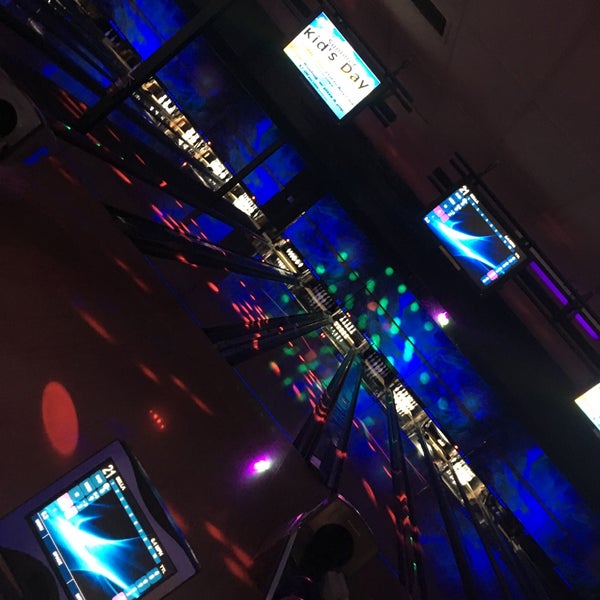 Allen's Crosley Lanes - Bowling Alley