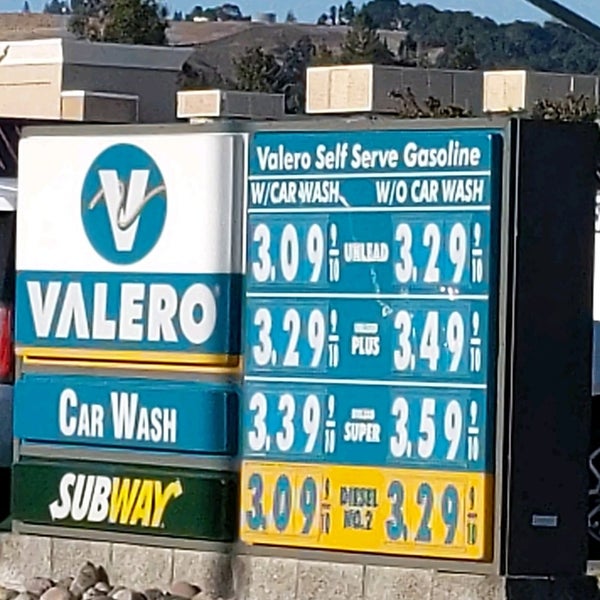 Valero - Fuel Station