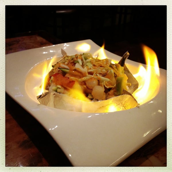 Kinja - Sushi Restaurant in Lincoln