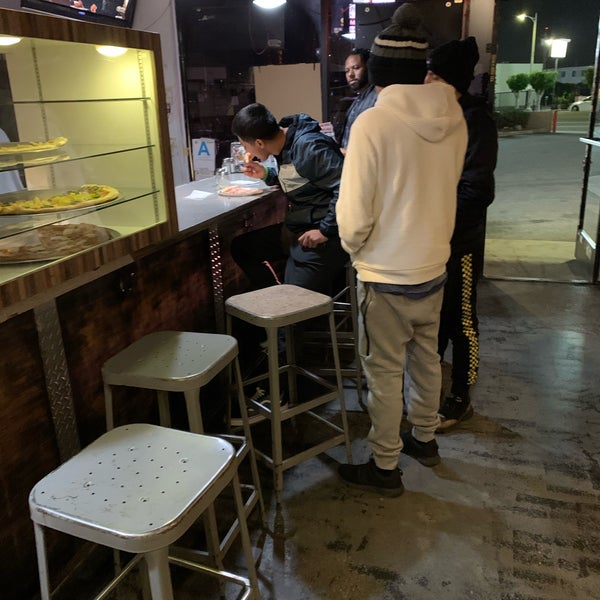 Garage Pizza - 4339 W Sunset Blvd