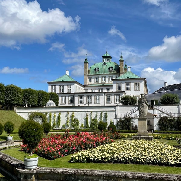 Fredensborg Slot - 4 tips from 745 visitors