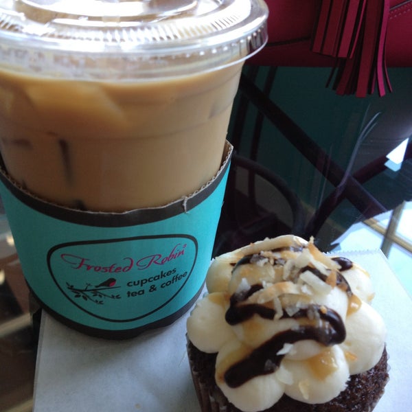Frosted Robin Cupcakes (Now Closed) - Marina - San Diego, CA