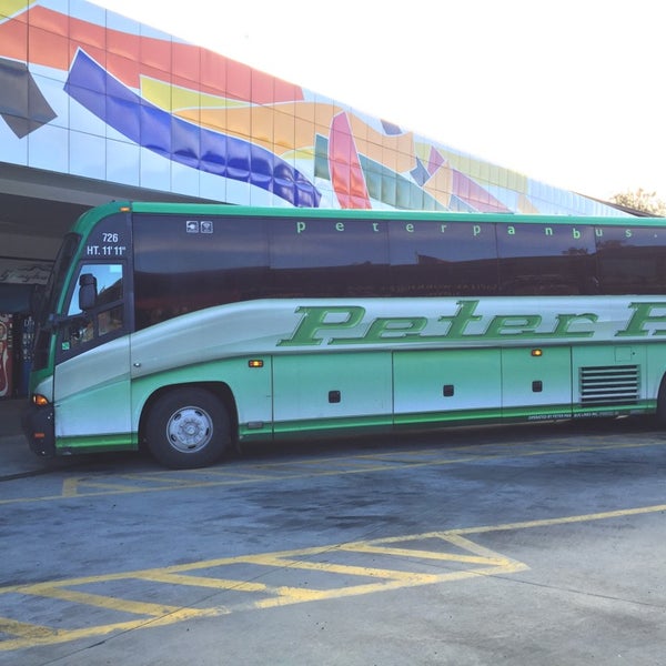 Peter Pan Bus Lines at Union Station - Downtown Hartford - 1 Union Pl